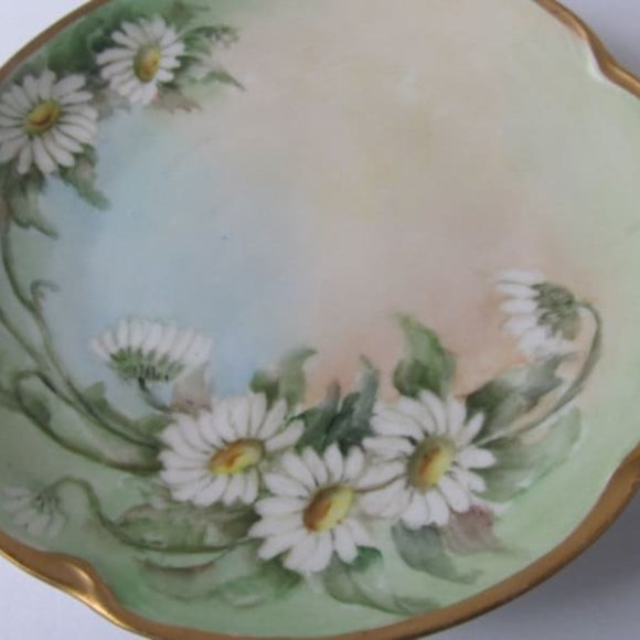 Austria | Dining | Daisies Hand Painted Daisy Plate Cabinet Plates For ...